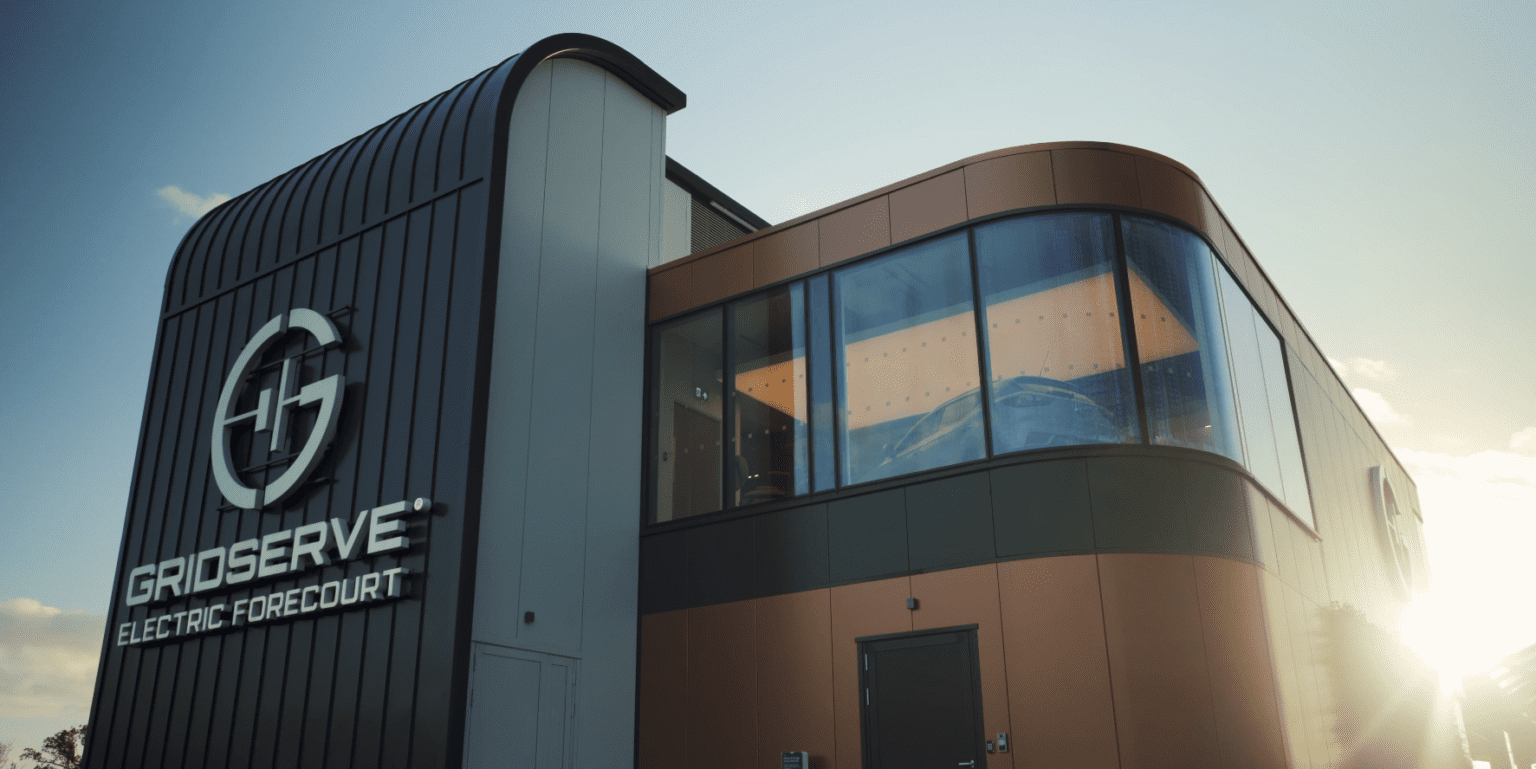 GRIDSERVE team win two prestigious EVIES21 awards | GRIDSERVE