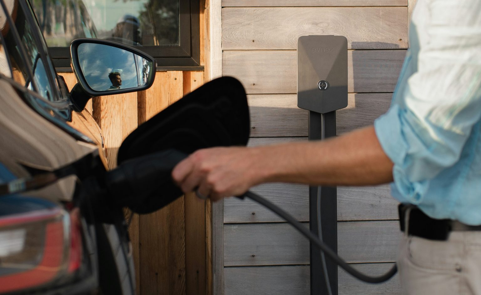 Vehicle-to-Grid (V2G) EV Tech Explained | Benefits & Future